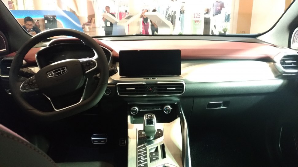 Geely Coolray technical specifications and fuel economy